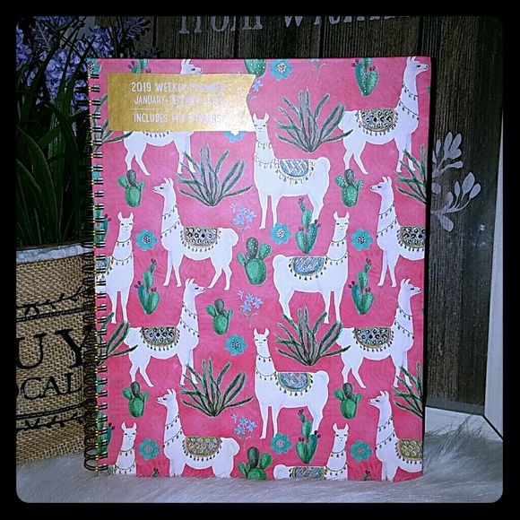 orange circle | Office | Large Fashion Llama 29 Weekly Planner | Poshmark
